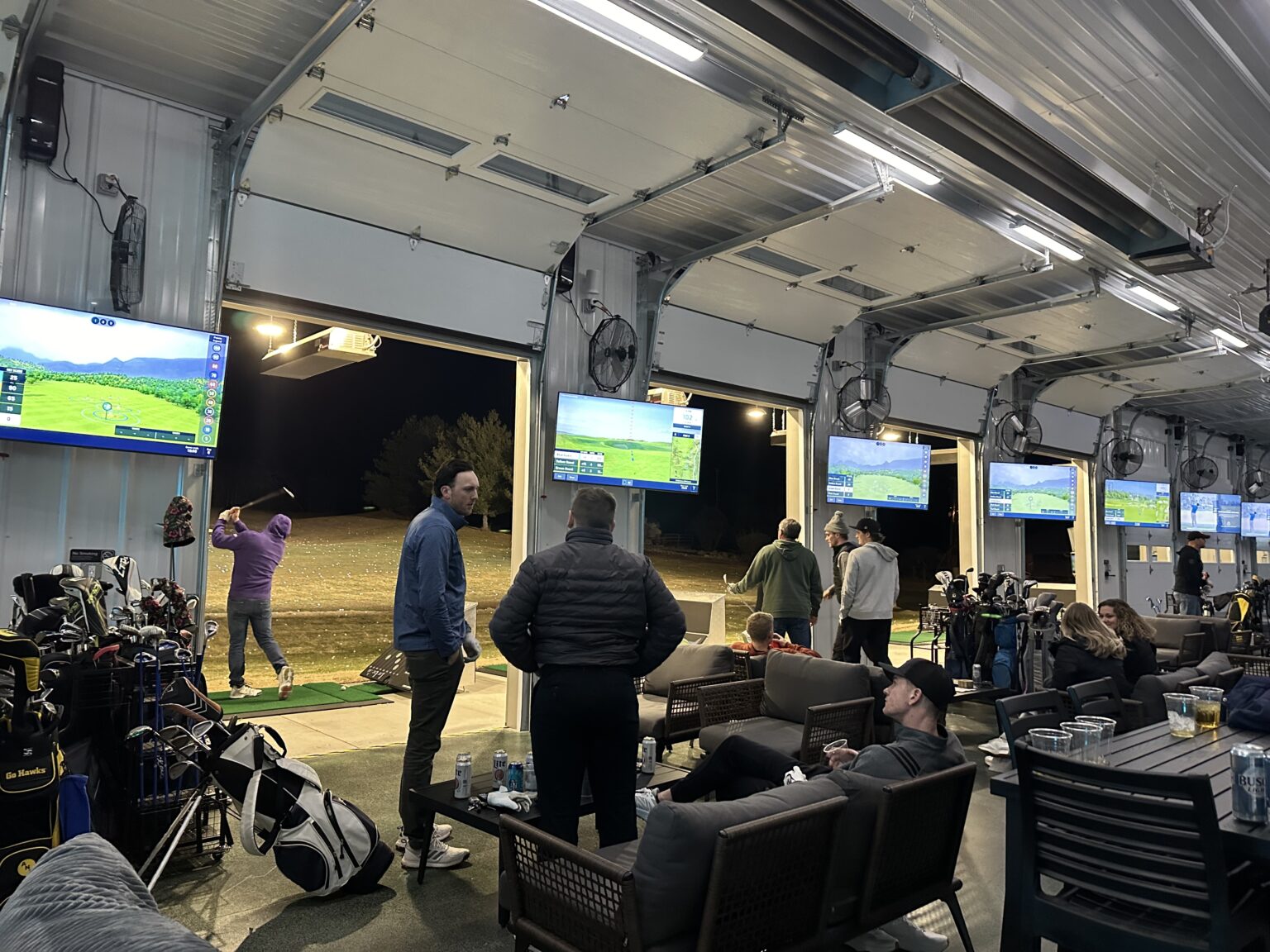 Flight Club Golf Membership - Flight Zone Toptracer Driving Range